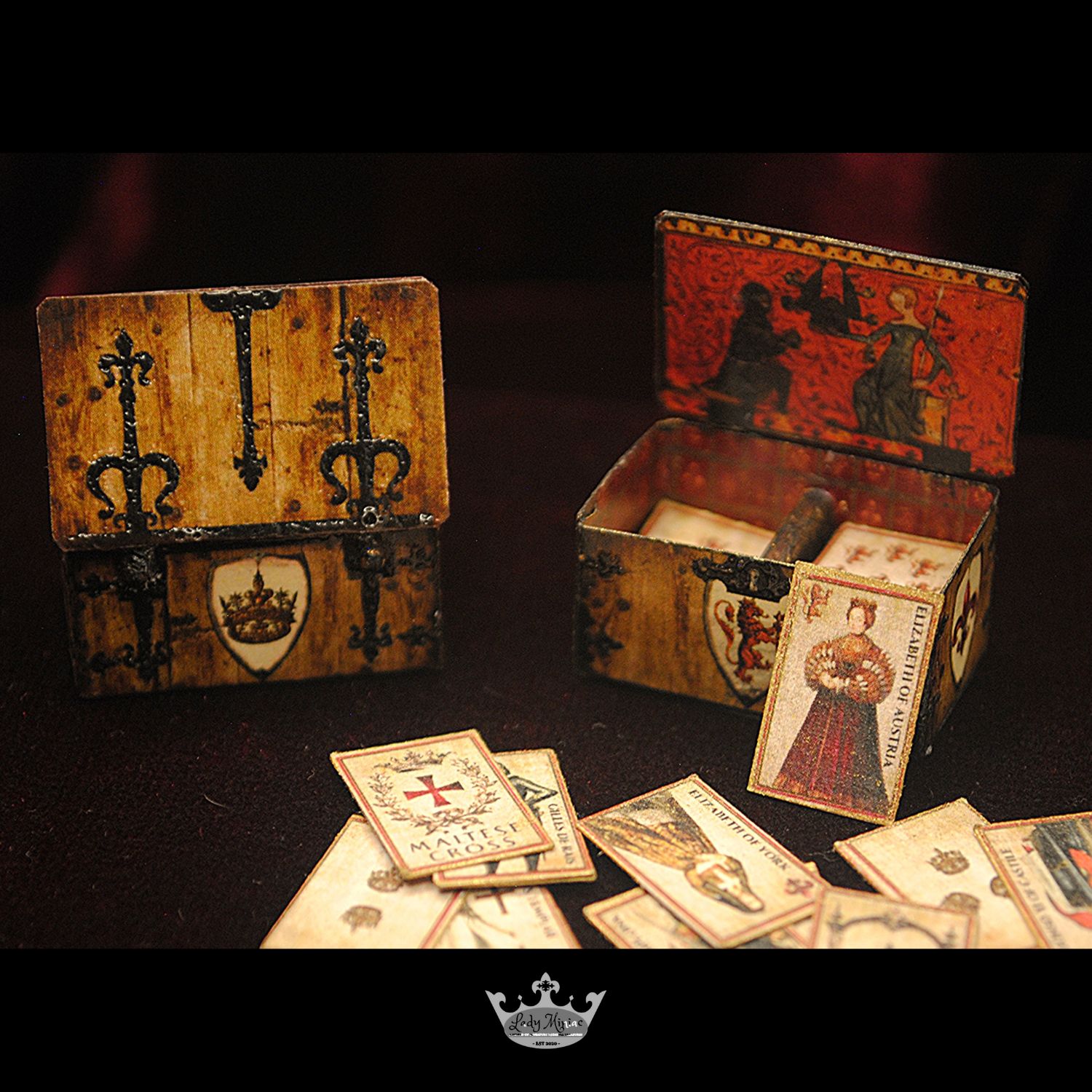 Medieval Playing Cards & Box - Bundle - Lady Miniac