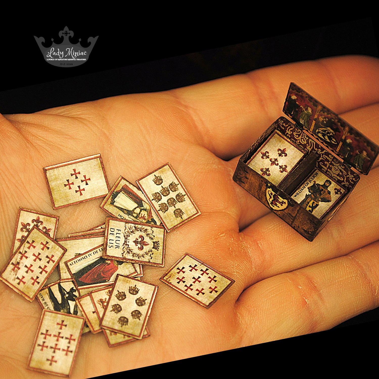 Mini Medieval Playing Cards & Box - Lady Miniac