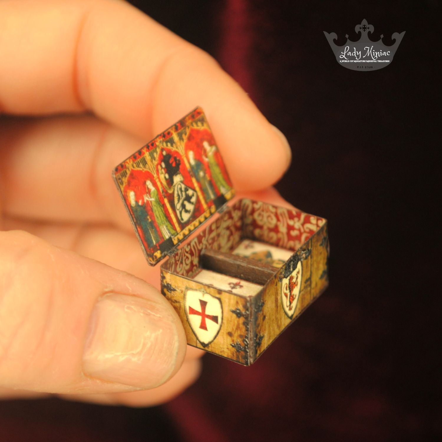 Mini Medieval Playing Cards & Box - Lady Miniac